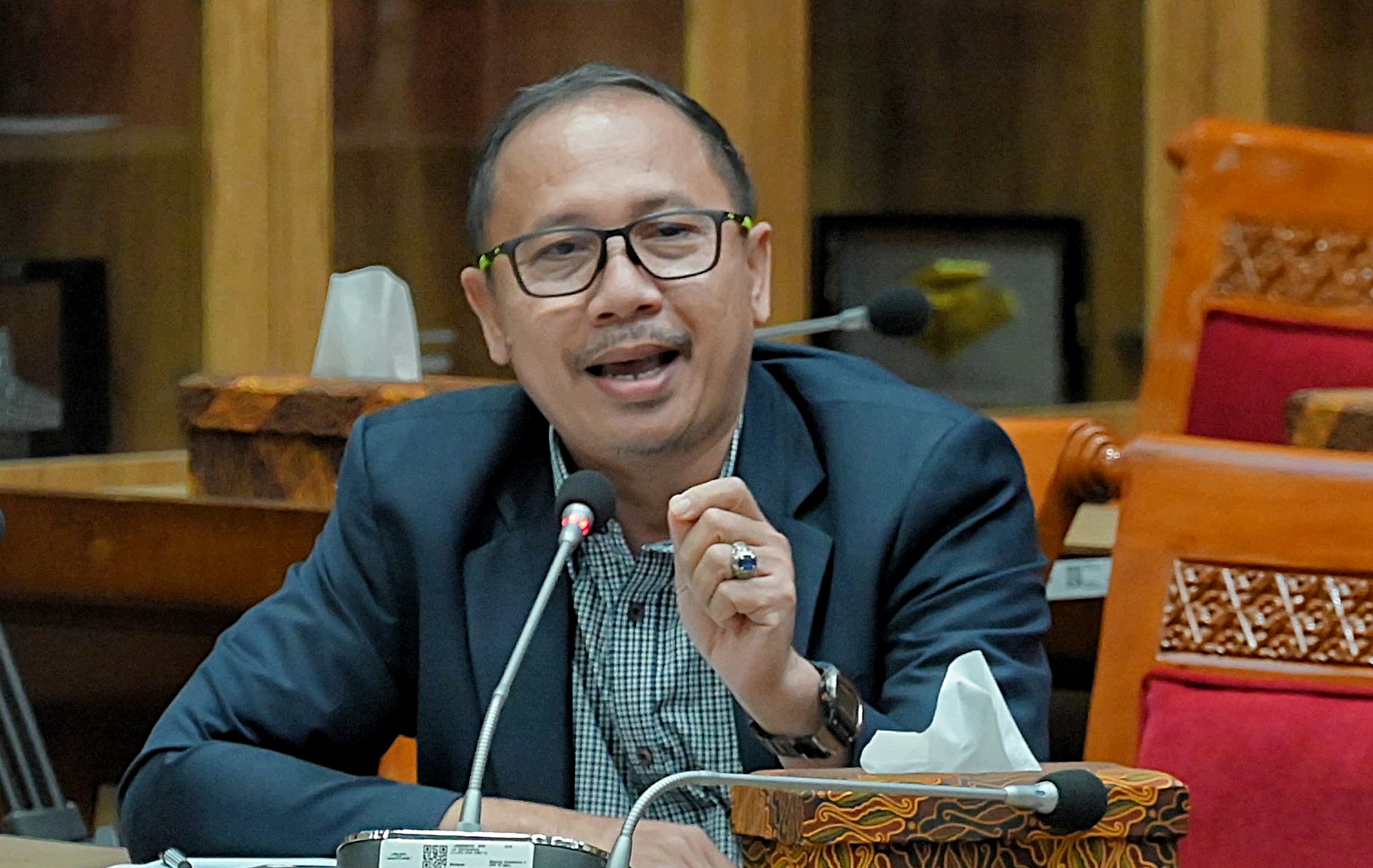 Muhammad Nur Purnamasidi menyoroti prinsip keadilan